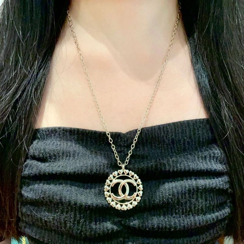 Brand-original Chanel Necklaces
