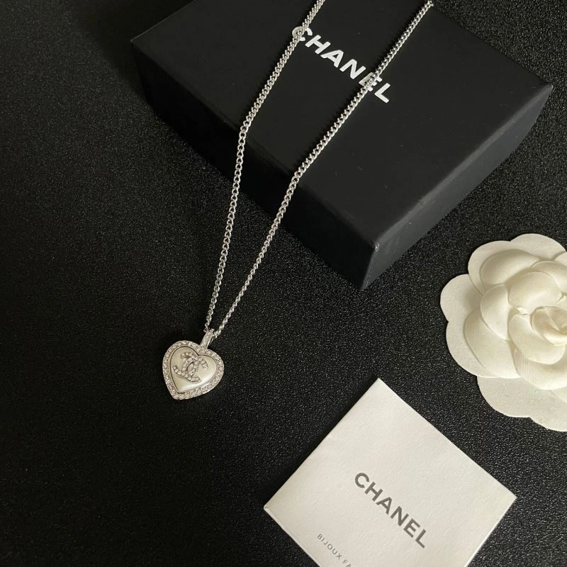 Cut-rate Chanel Necklaces