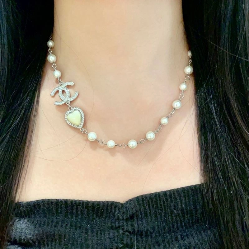 Brand-original Chanel Necklaces