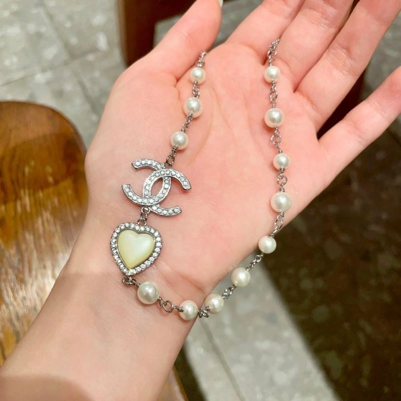 Brand-original Chanel Necklaces