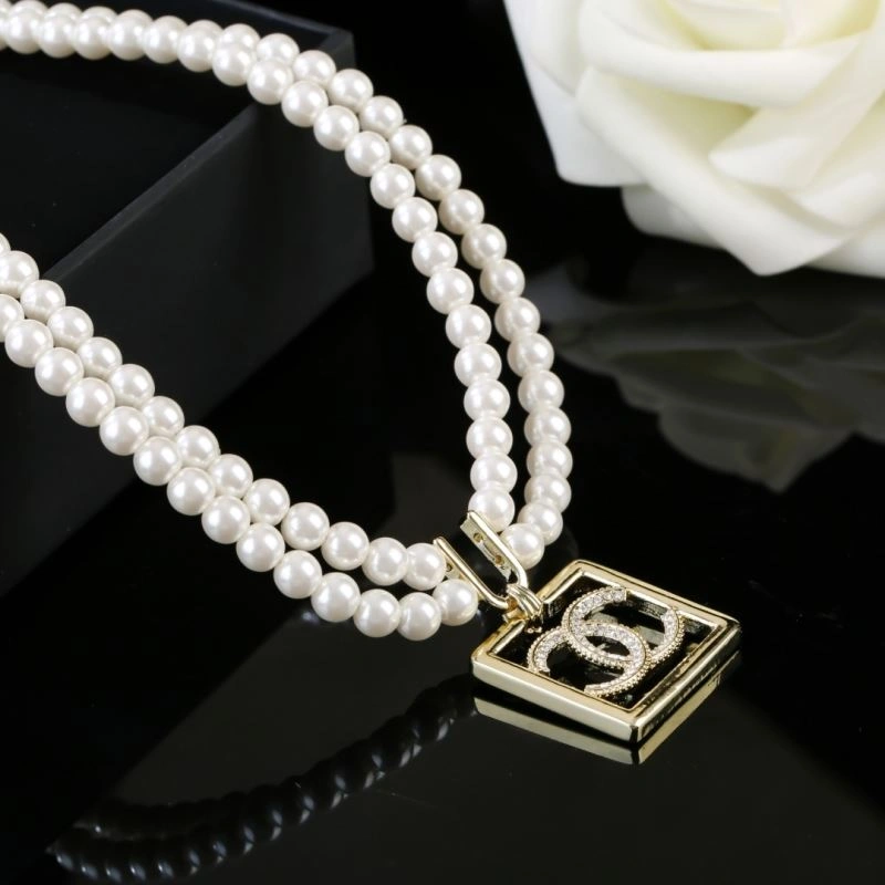 Brand-original Chanel Necklaces