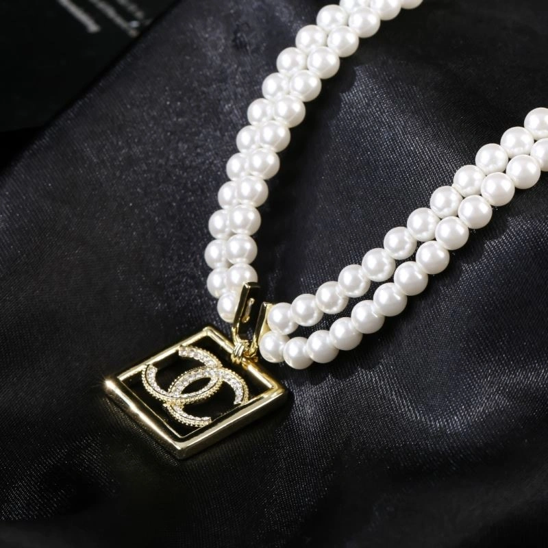 Brand-original Chanel Necklaces