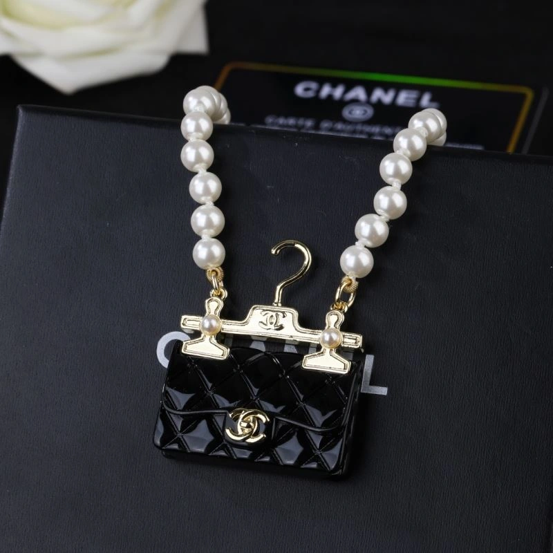 Original Chanel Necklaces