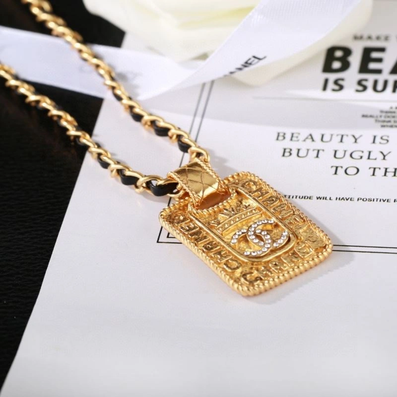 Precise copy Chanel Necklaces