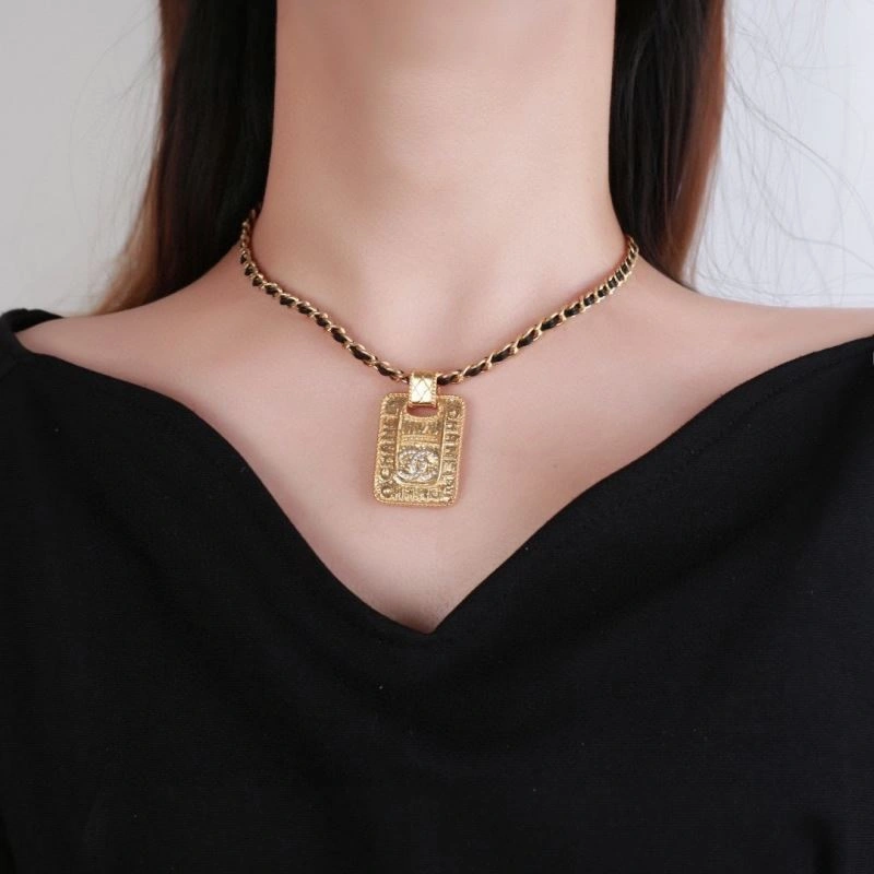 Precise copy Chanel Necklaces