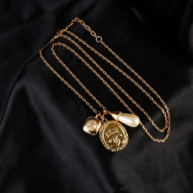 Chanel Necklaces