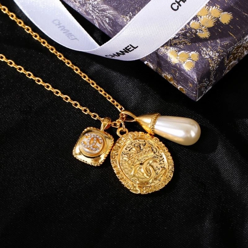 Brand-original Chanel Necklaces