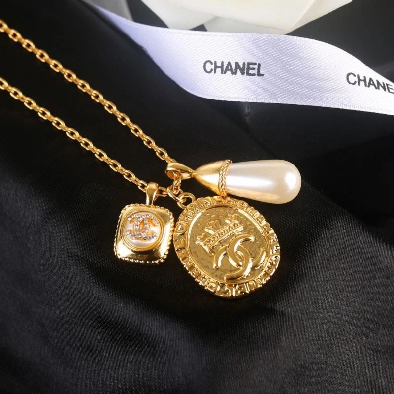 Brand-original Chanel Necklaces