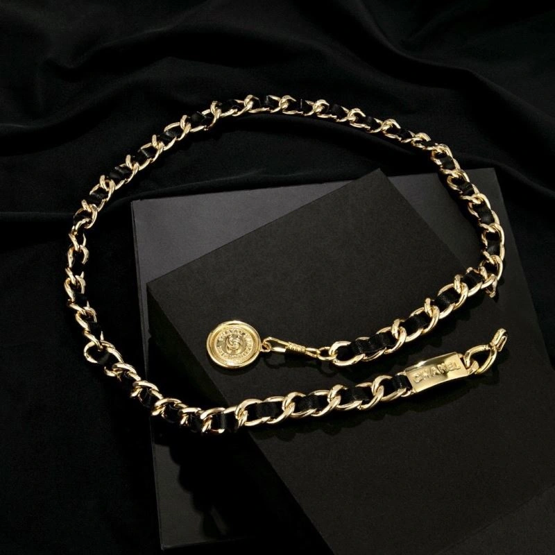 Bargain Chanel Necklaces