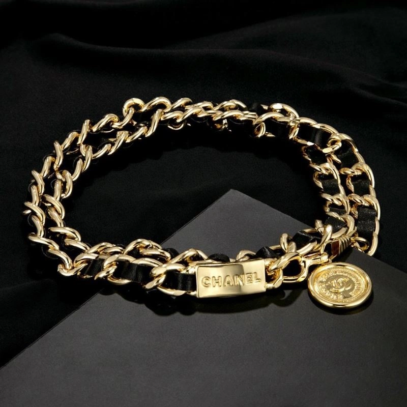 Bargain Chanel Necklaces