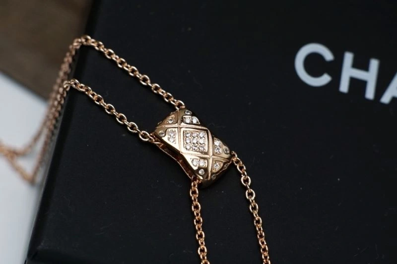 Legit Chanel Necklaces