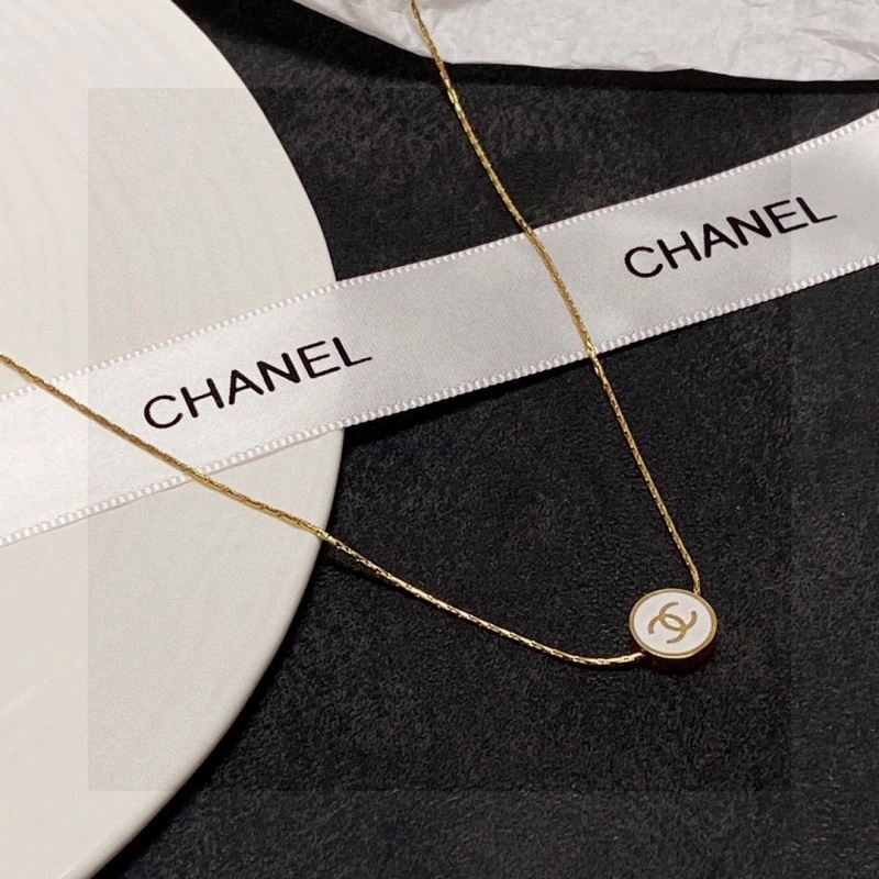Exact replica Chanel Necklaces