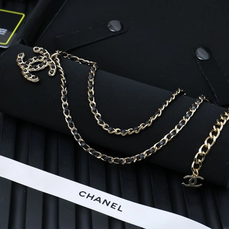 Bargain Chanel Necklaces