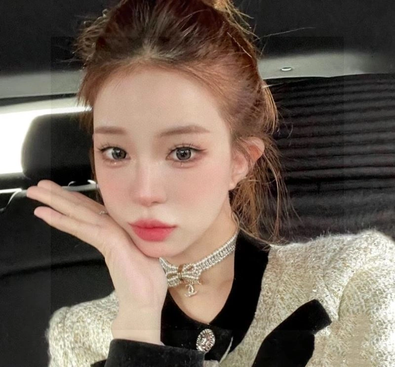Bargain Chanel Necklaces
