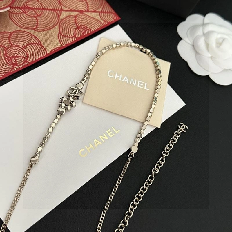 Top match Chanel Necklaces
