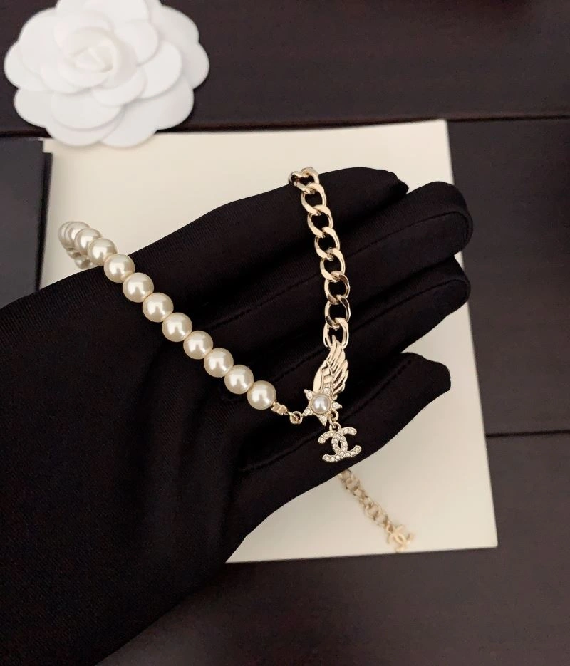 Inexpensive Chanel Necklaces