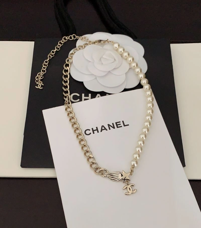 Inexpensive Chanel Necklaces