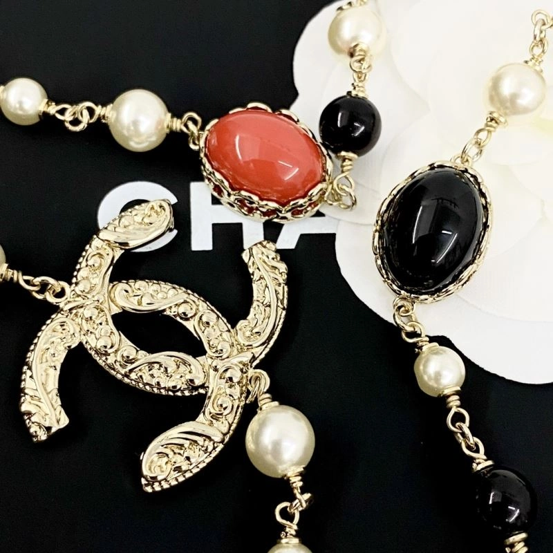 Top match Chanel Necklaces