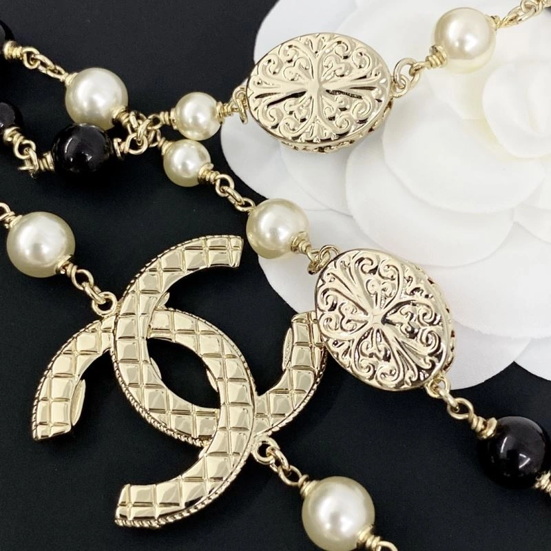 Top match Chanel Necklaces
