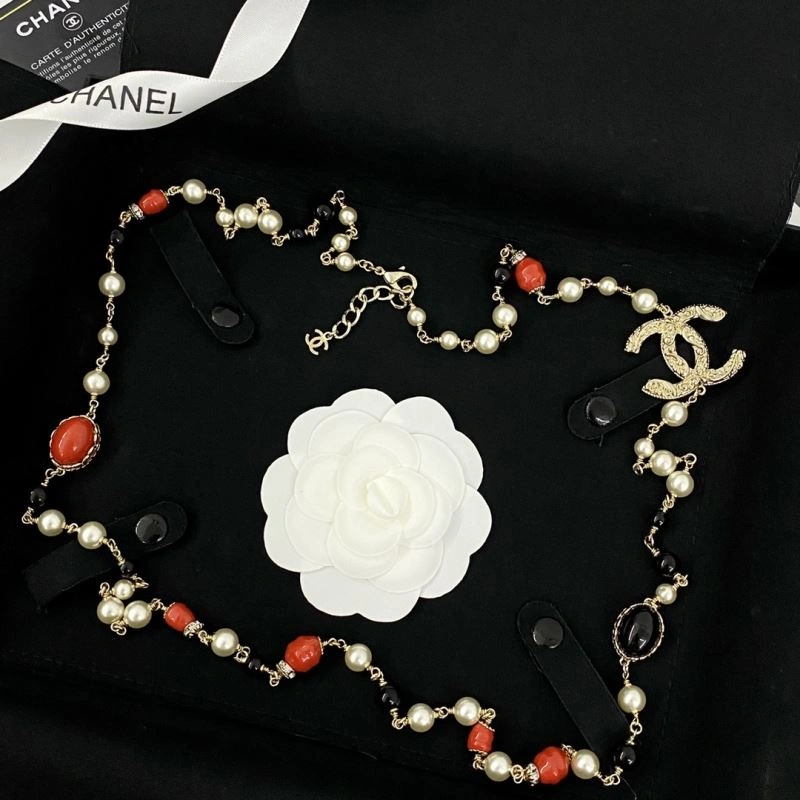 Top match Chanel Necklaces