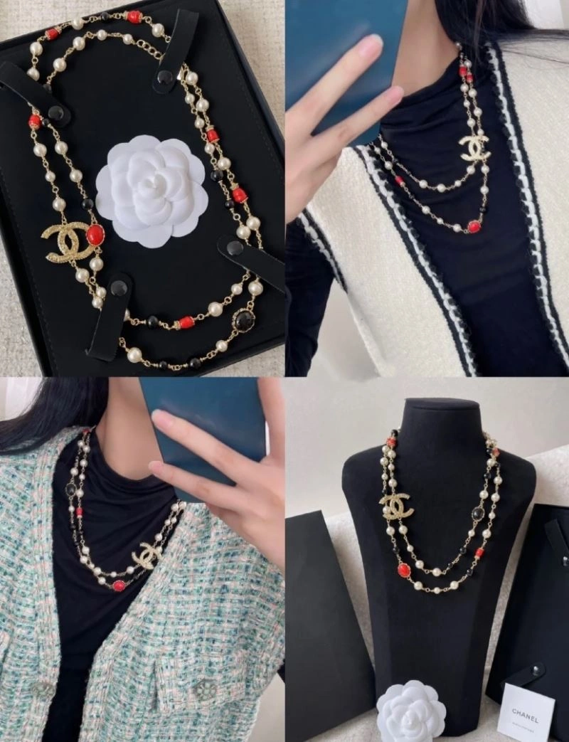 Top match Chanel Necklaces