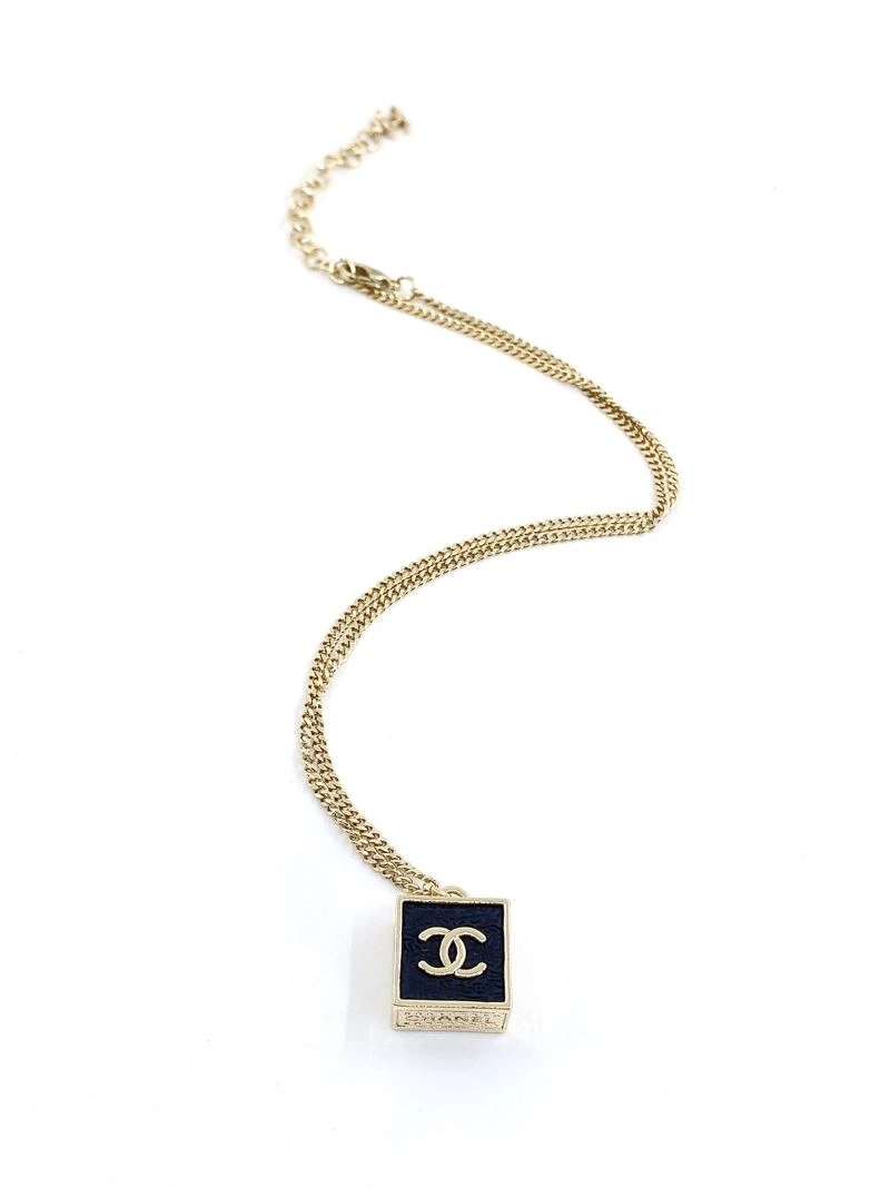 1:1 copy Chanel Necklaces