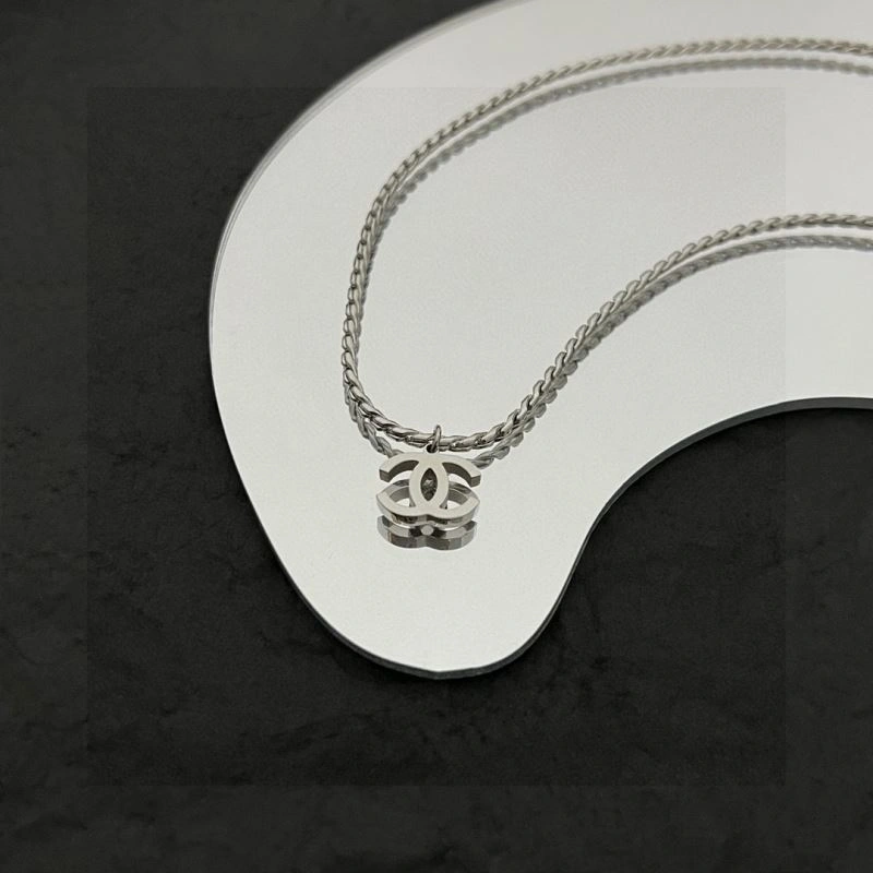 Brand-authenticated Chanel Necklaces
