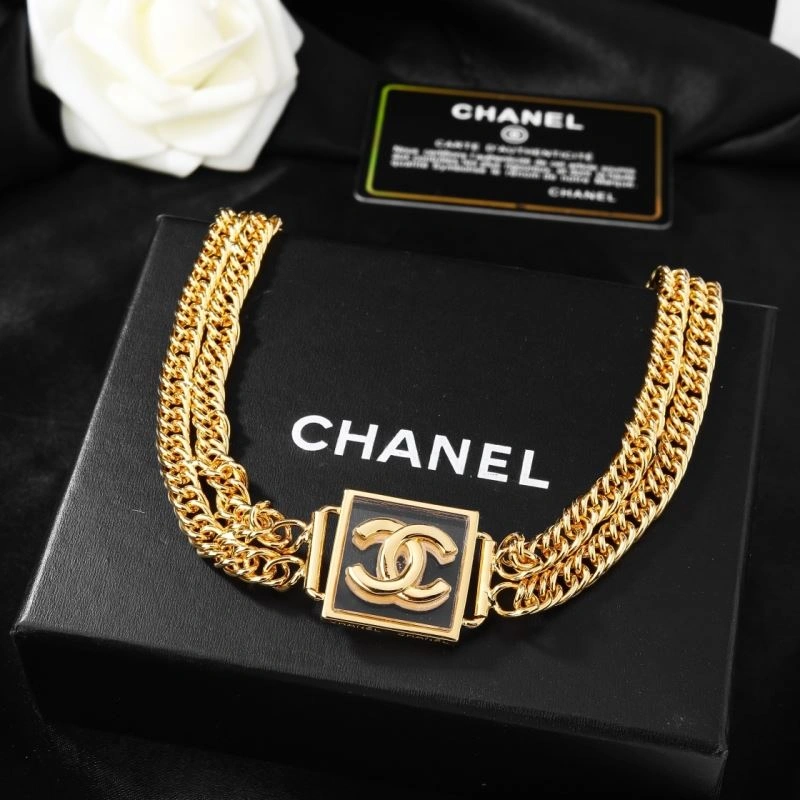 Bargain Chanel Necklaces