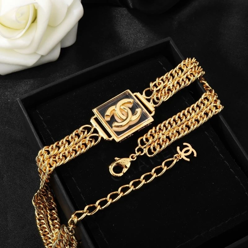 Bargain Chanel Necklaces