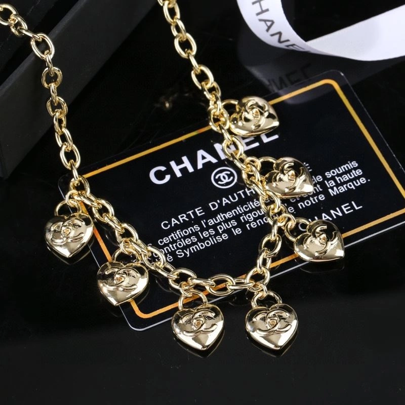Accurate model Chanel Necklaces