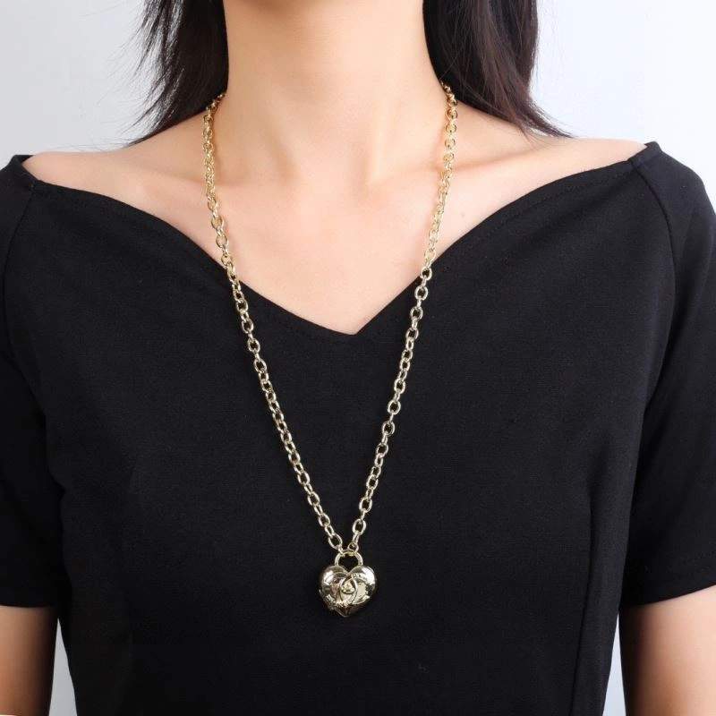 Brand-authenticated Chanel Necklaces