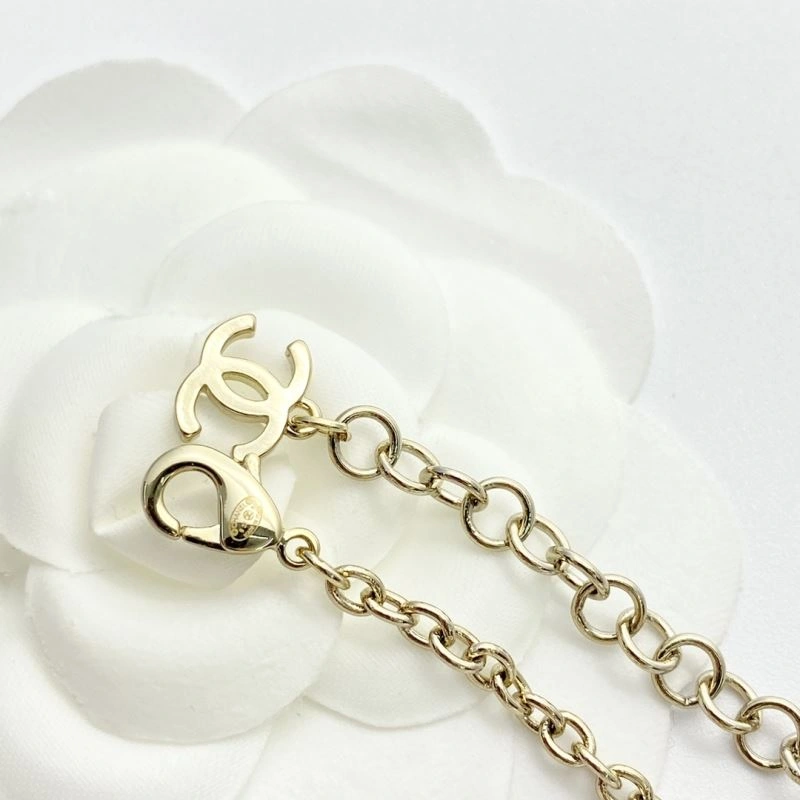 Cut-rate Chanel Necklaces