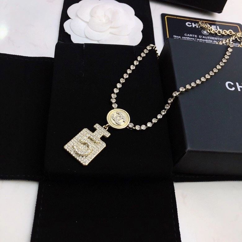 Brand-original Chanel Necklaces