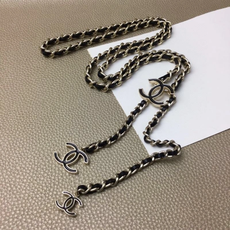 Top mirror Chanel Necklaces