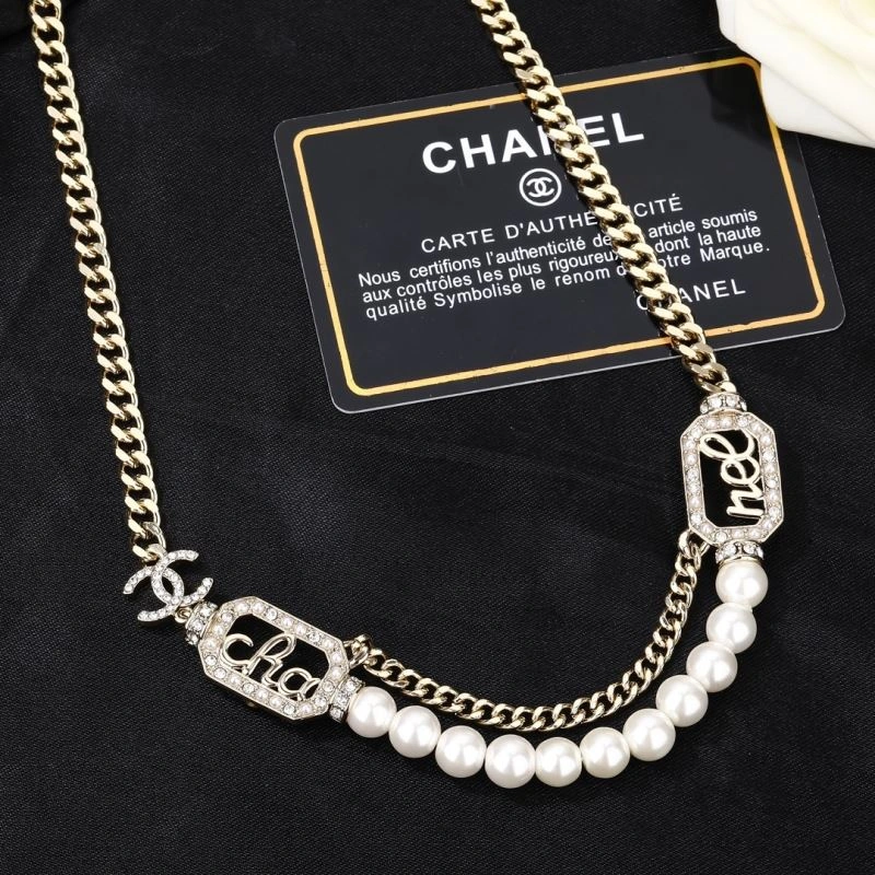 Top mirror Chanel Necklaces