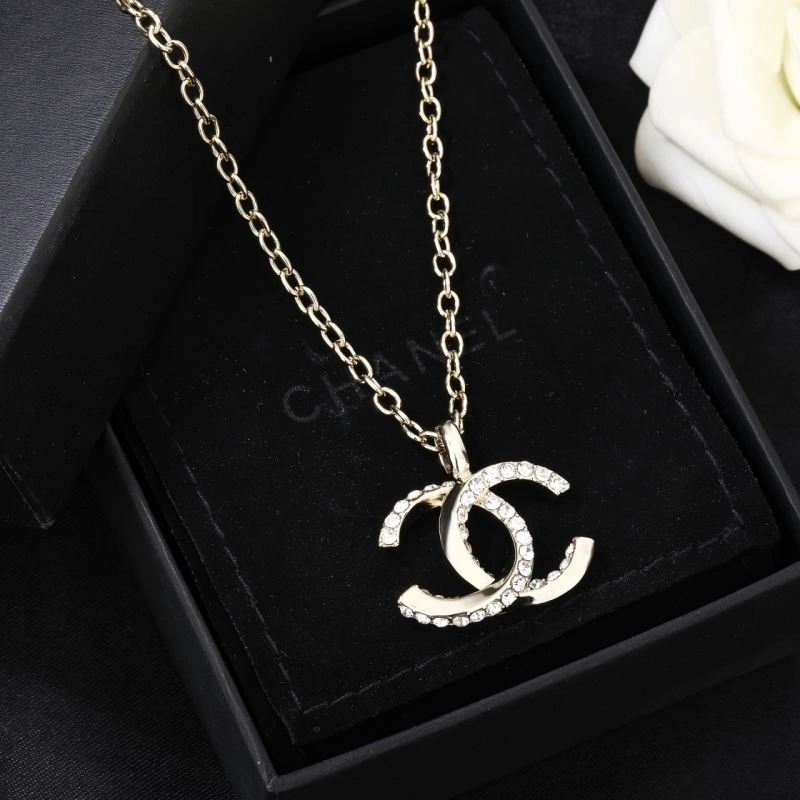 Cut-rate Chanel Necklaces