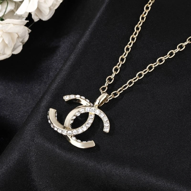 Cut-rate Chanel Necklaces
