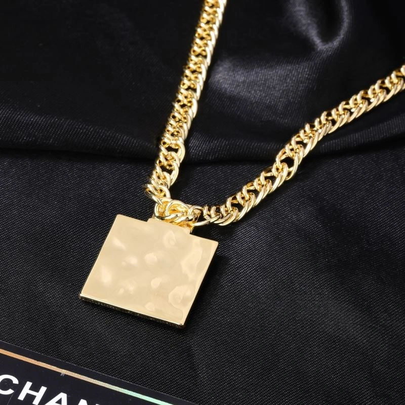 Cut-rate Chanel Necklaces