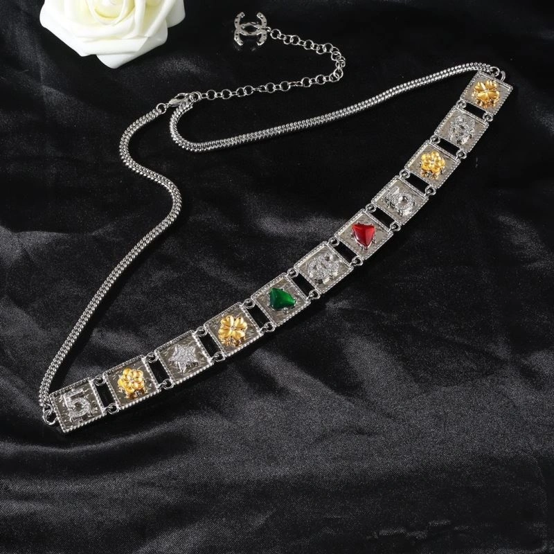 Top mirror Chanel Necklaces