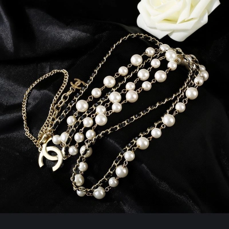 Cut-rate Chanel Necklaces