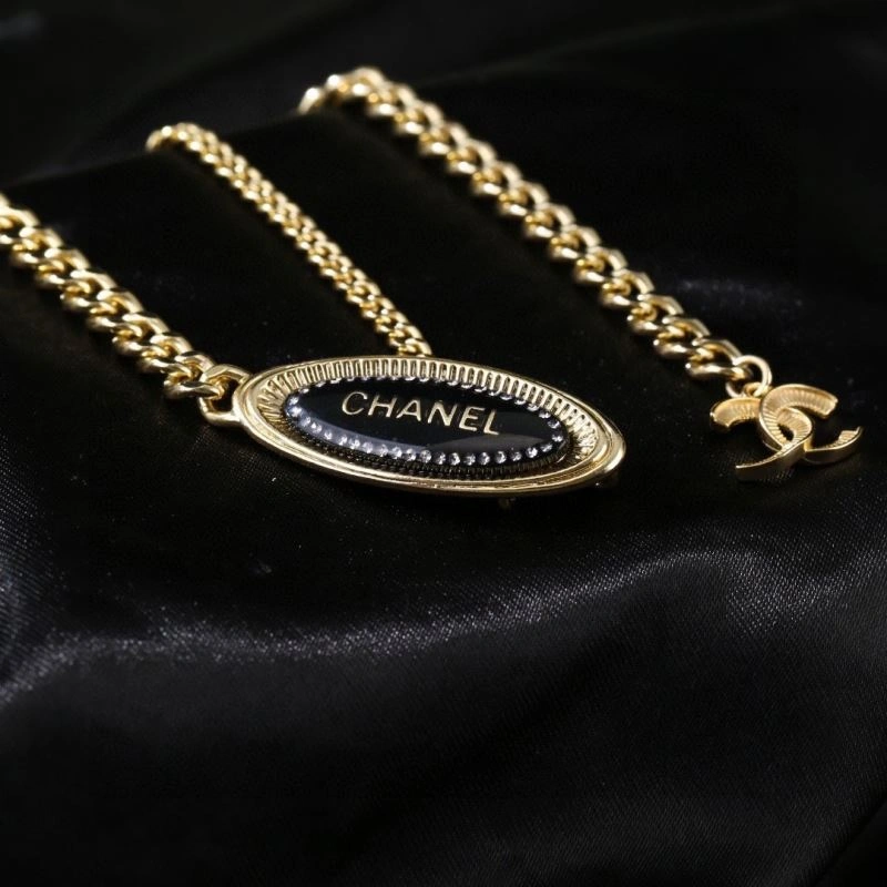 Top match Chanel Necklaces