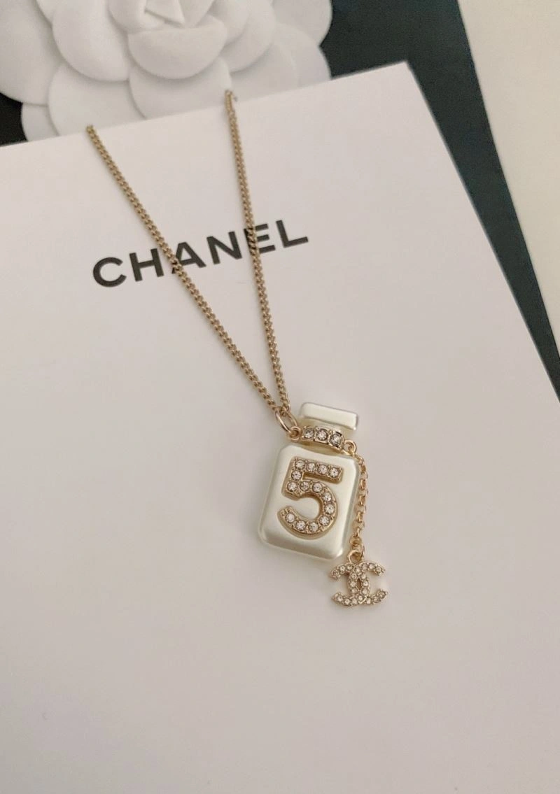 1:1 copy Chanel Necklaces