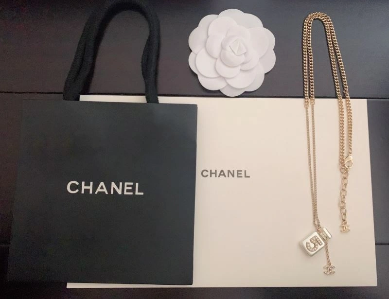 1:1 copy Chanel Necklaces