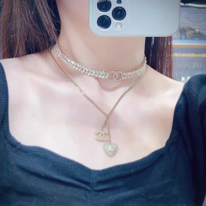 Cut-rate Chanel Necklaces