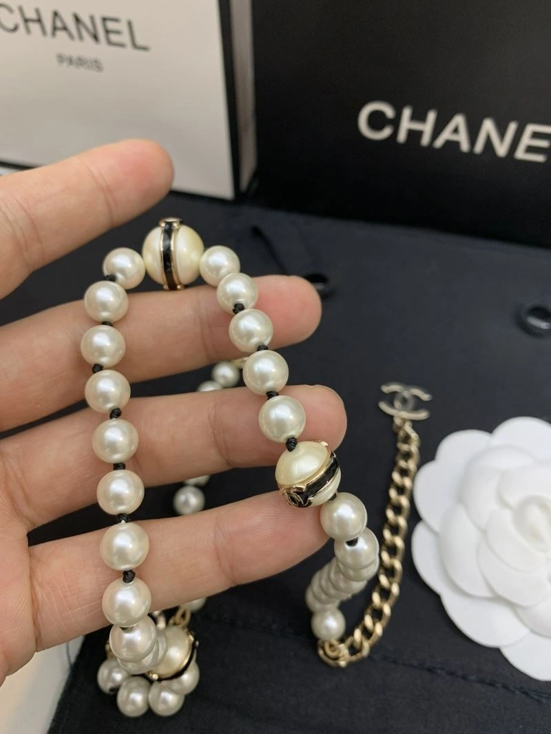 Bargain Chanel Necklaces