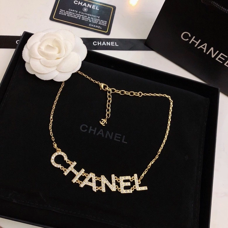 Brand-authenticated Chanel Necklaces