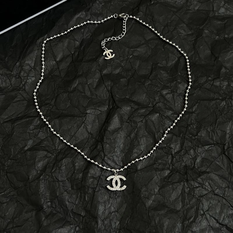 Accurate model Chanel Necklaces