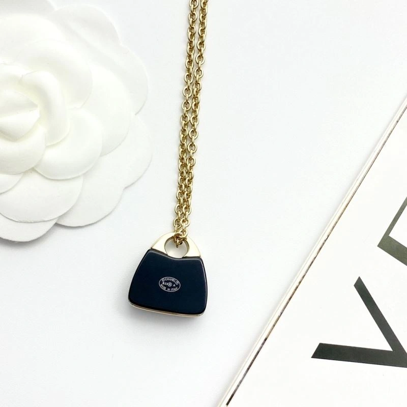 Brand-original Chanel Necklaces