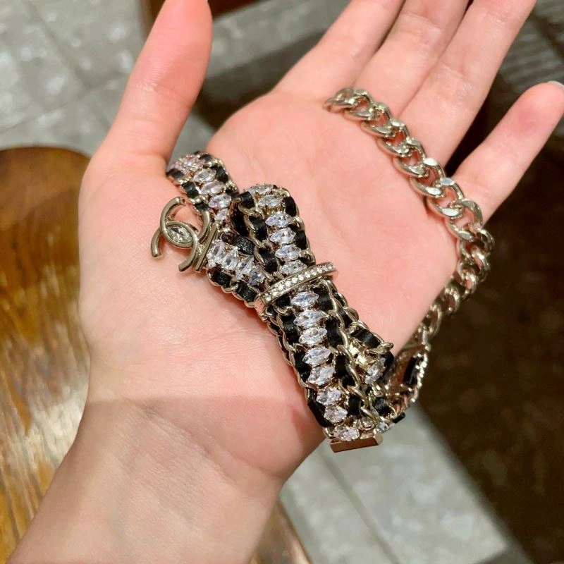 Bargain Chanel Necklaces