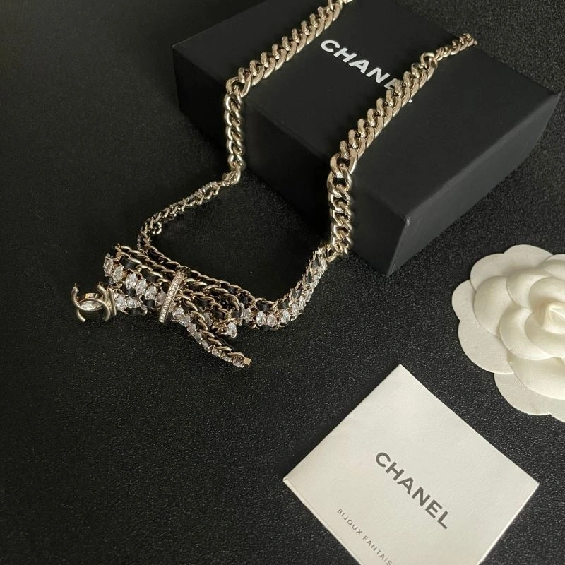 Bargain Chanel Necklaces